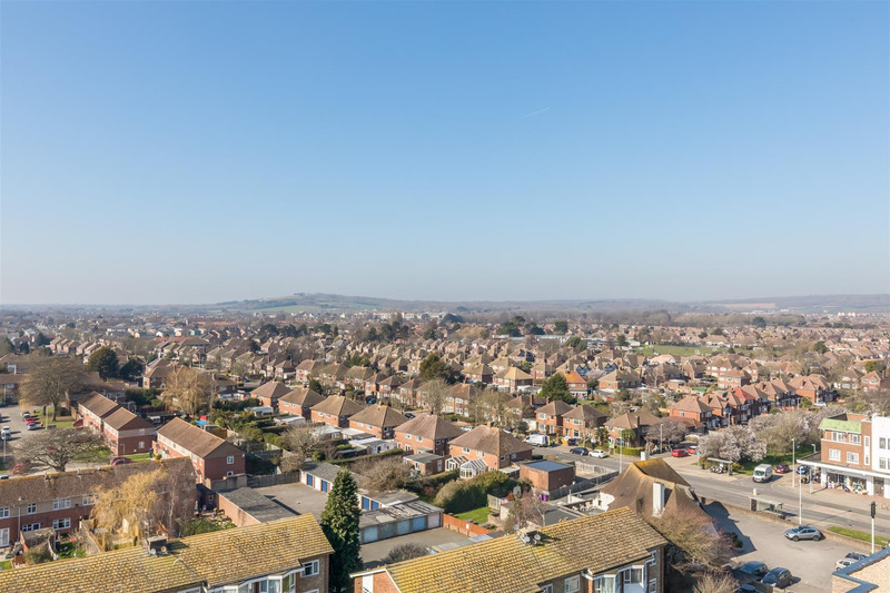 Skyline, The Causeway, Worthing | Robert Luff & Co